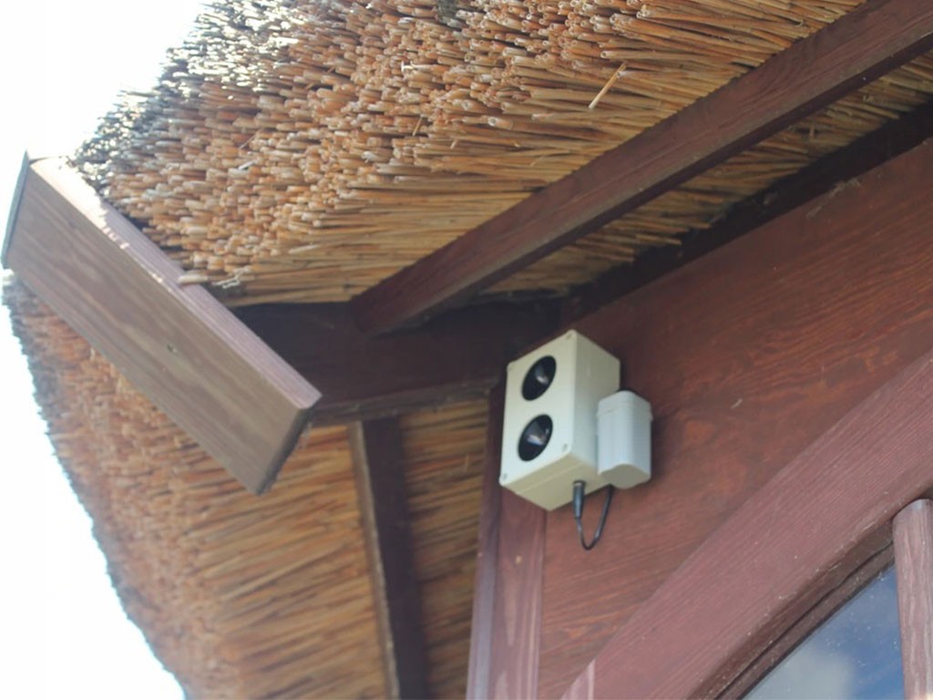 Vodotěsný, ultrazvukový plašič na kuny, myši a potkany DRAGON ...